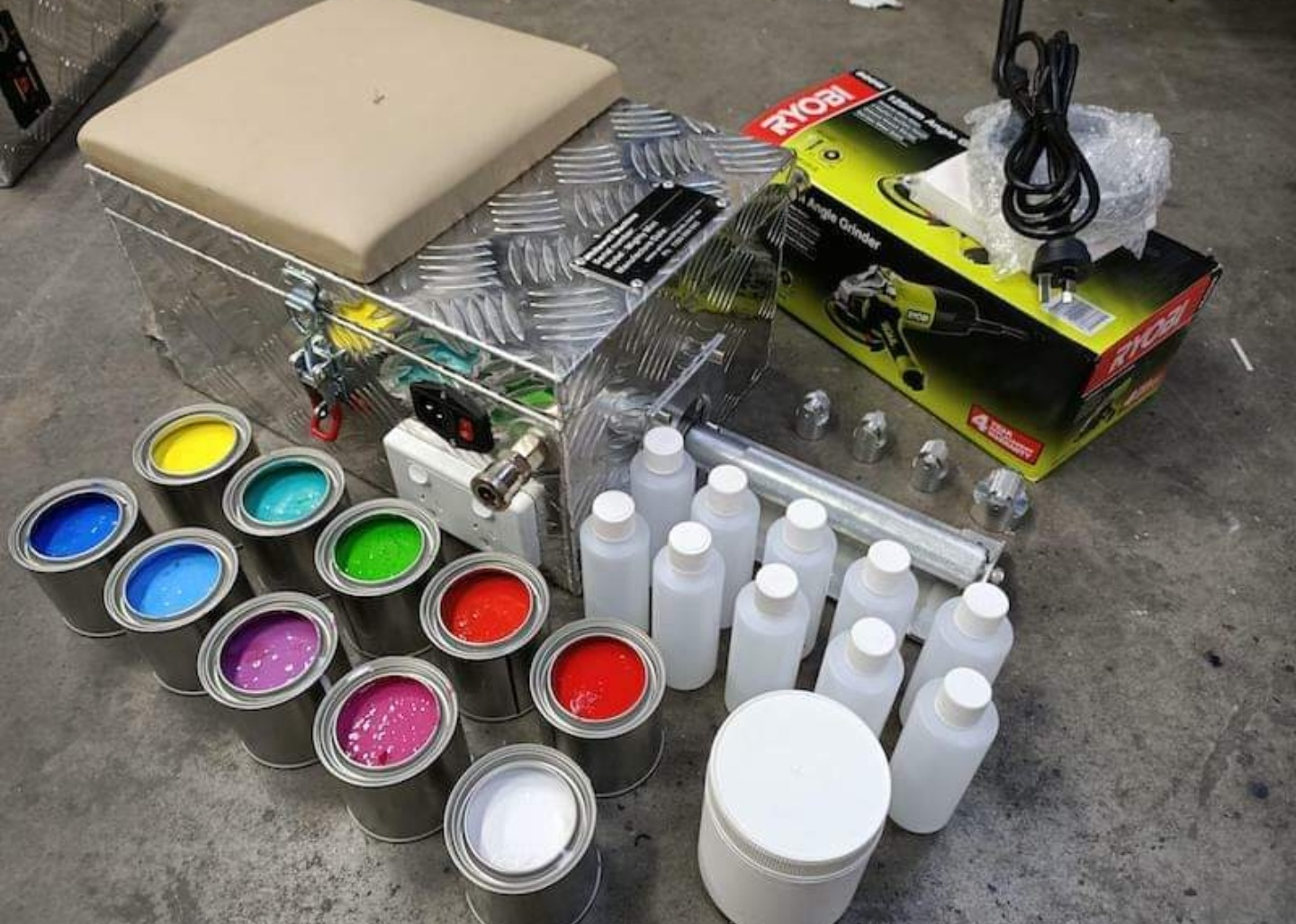 Whitewall Machines & Kits – Whitewall Tyres